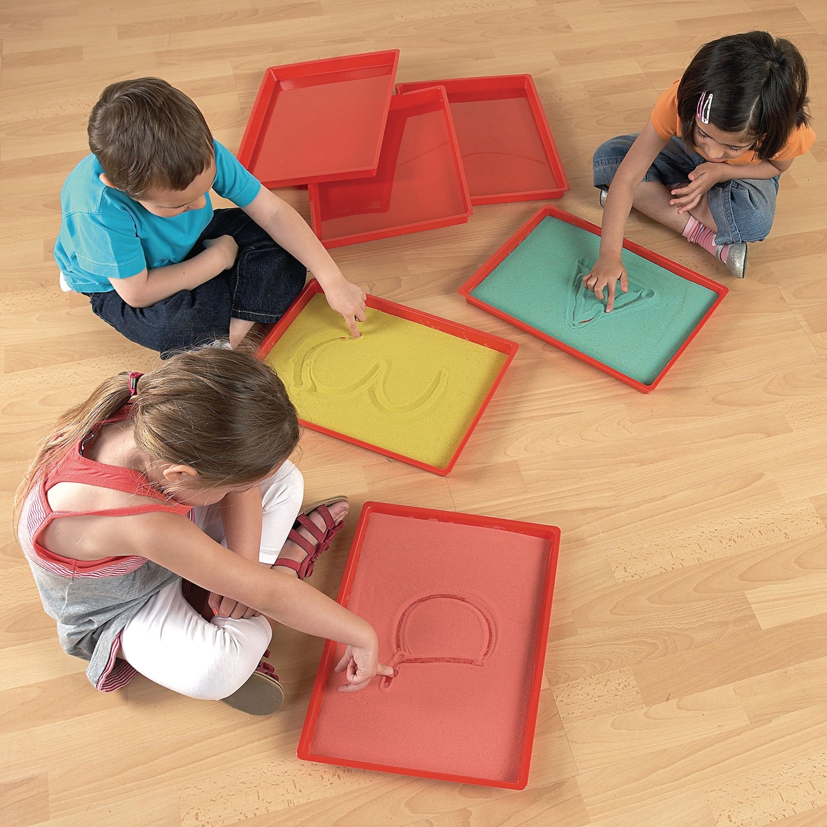 edx education Mini Messy Play Trays - Pack of 6 | ACMT13584 | LDA Resources