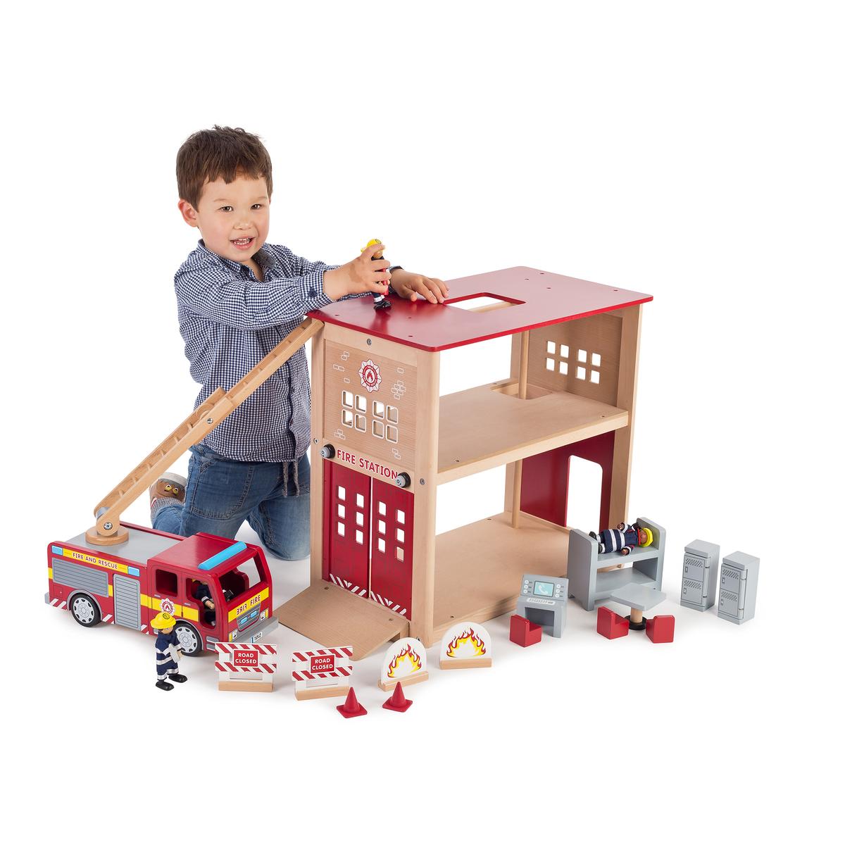 Wooden Cars, Small World Cars & Transport Toys For EYFS | Hope