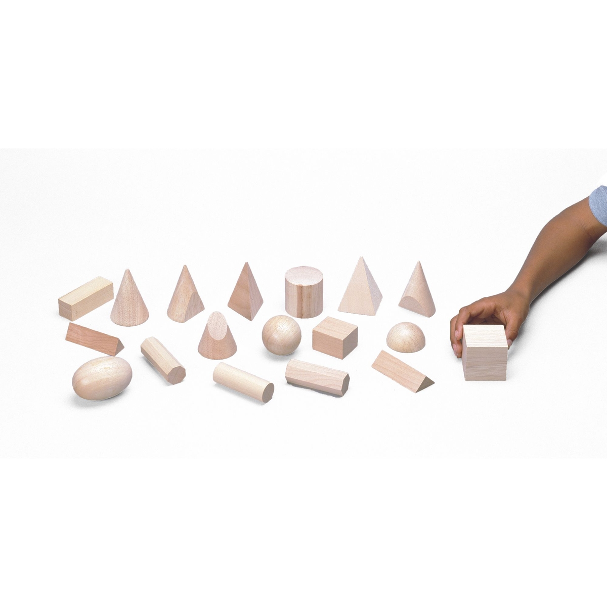 edx education Wooden Geometric Solid Shapes - Pack of 18 | HC168356 ...