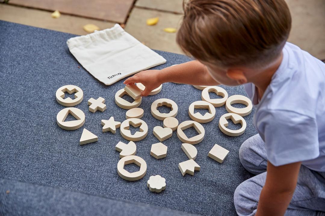Early Years Posting, Matching & Sorting Toys | Hope