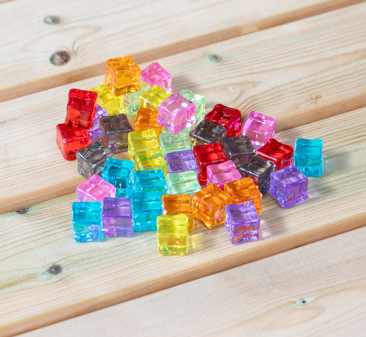 Ice Cubes - Coloured from Hope Education - Pack of 40 | LP00055318 ...