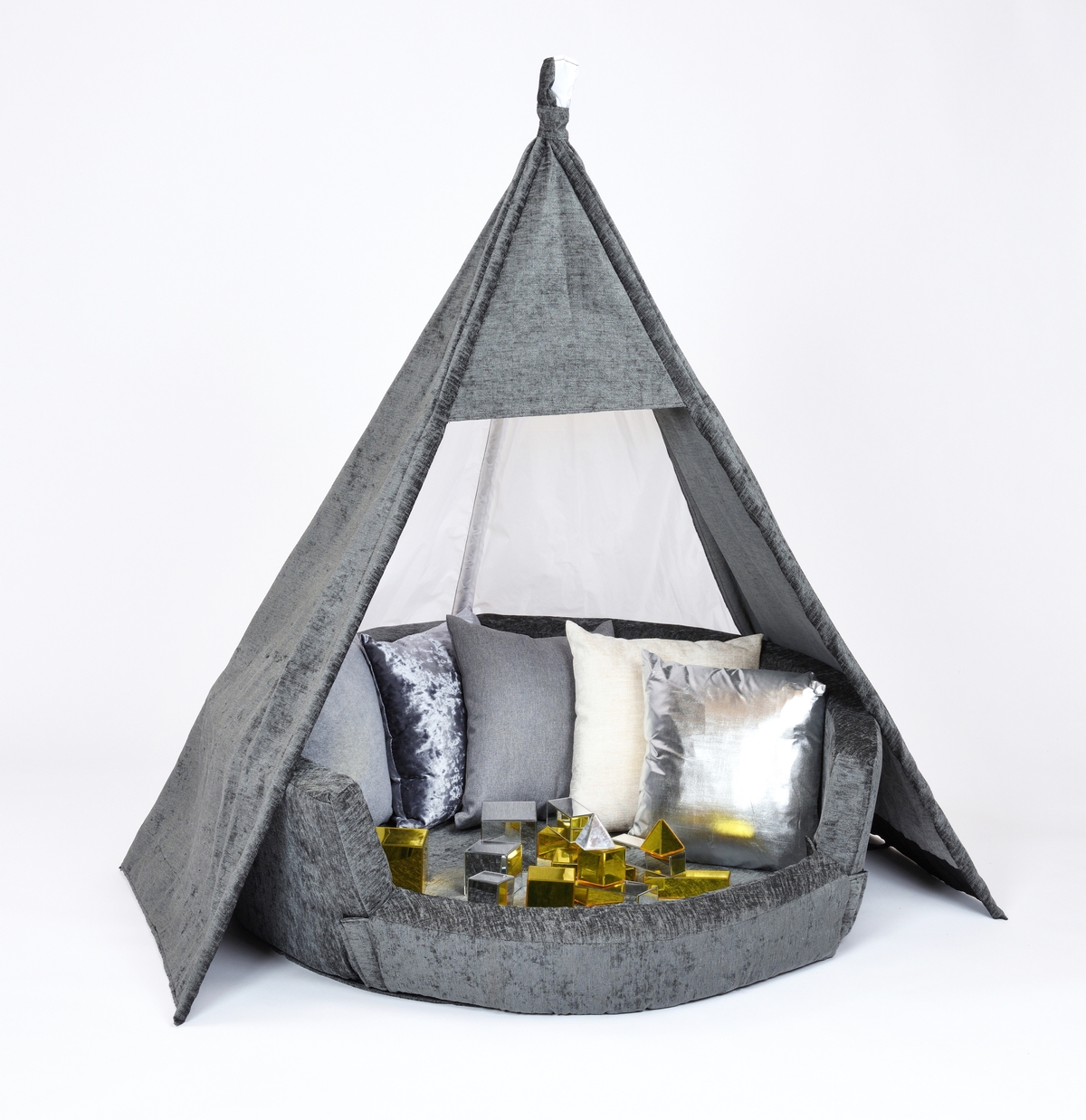 Snuggly Den with Teepee | LP00058090 | LDA Resources