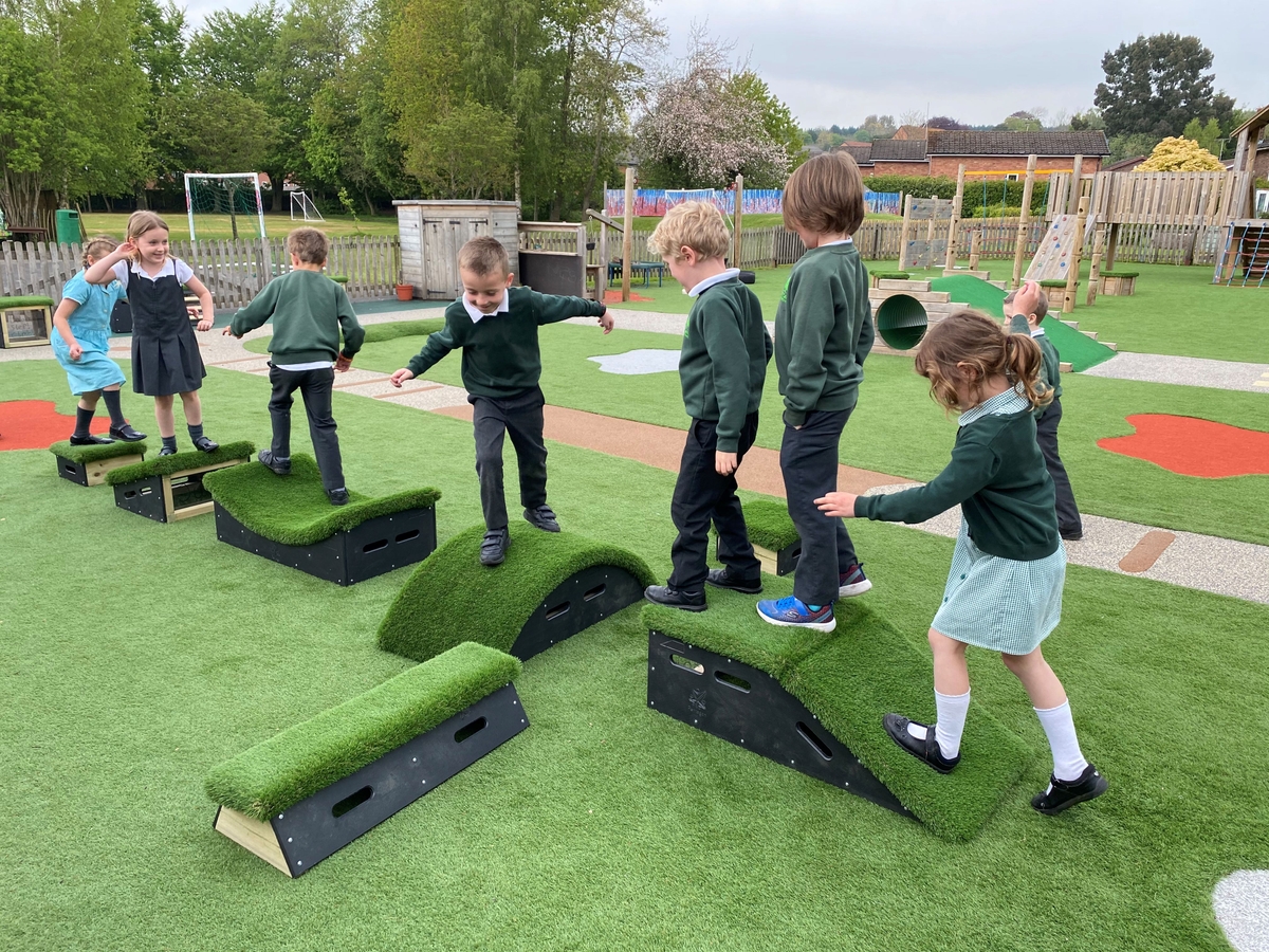 Pentagon Play Get Set, Go! Blocks - The Brecon Beacons Set | HP00058889 ...