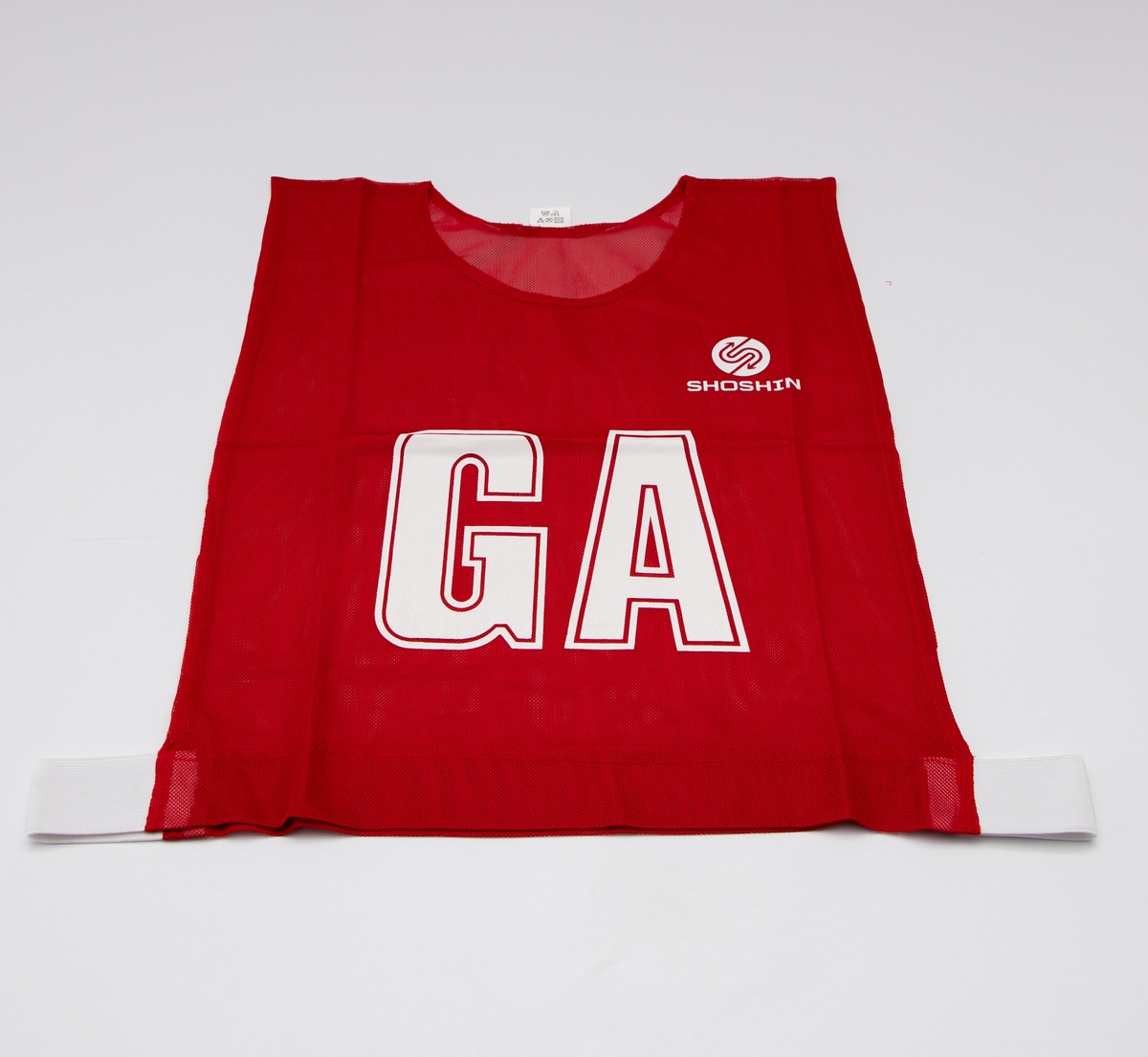 SHOSHIN Netball Team Bib Set - Red - Adult | CP056663BB | Findel ...