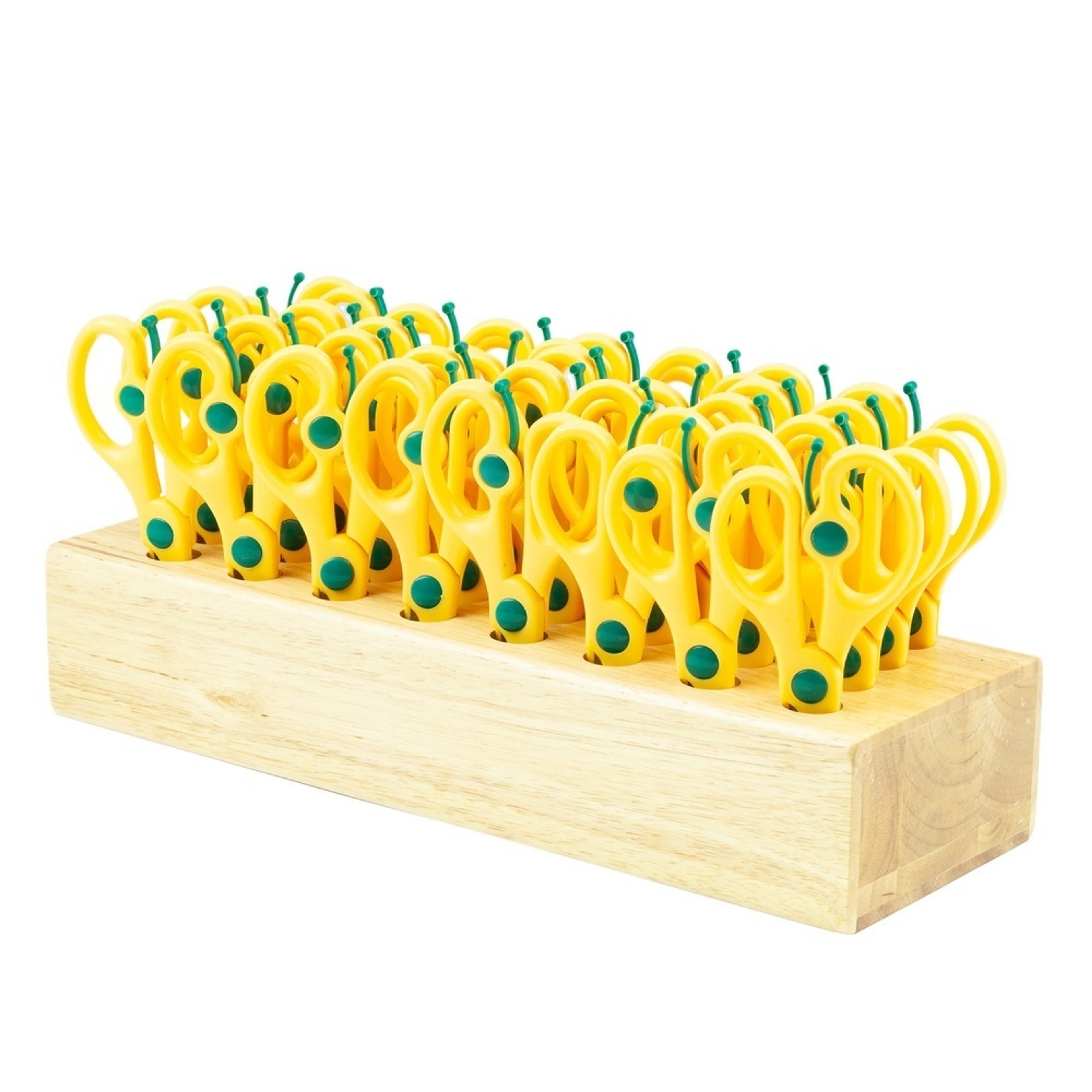 Block of 32 Spring Assisted Scissors | DRYSC4504 | Findel Dryad